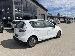 White Renault Scenic 2013 in Taurage, with an engine capacity of 1.50 L and mileage of 230 thousand km for 3200 €, photo 8 on AUTOMOTO.COM.LV