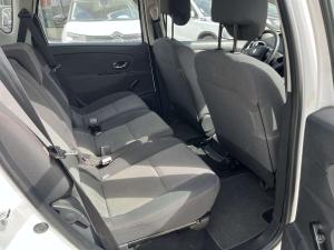 White Renault Scenic 2013 in Taurage, with an engine capacity of 1.50 L and mileage of 230 thousand km for 3200 €, photo 17 on AUTOMOTO.COM.LV