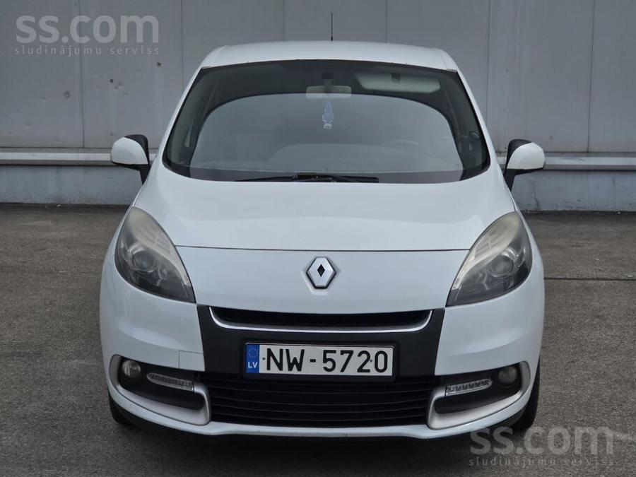 Balts Renault Scenic 2014 Jelgava, ar dzinēja tilpumu 1.50 L un nobraukumu 501 tūkst. km par 500 €, foto 4 vietnē AUTOMOTO.COM.LV