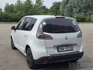 Balts Renault Scenic 2014 Jelgava, ar dzinēja tilpumu 1.50 L un nobraukumu 501 tūkst. km par 500 €, foto 5 vietnē AUTOMOTO.COM.LV