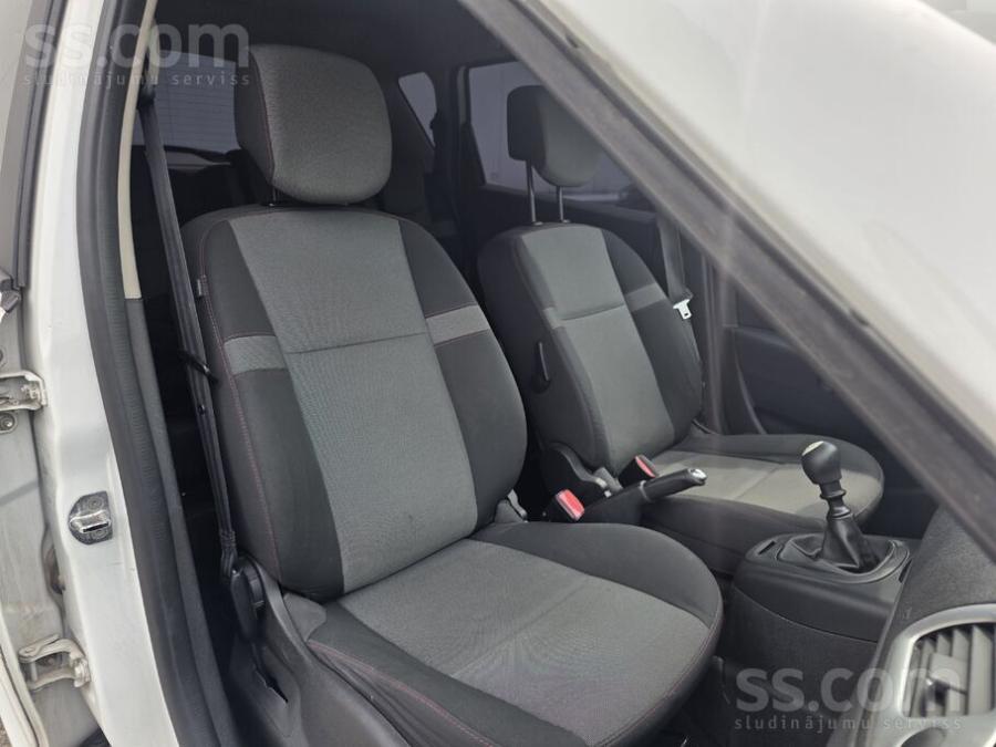 Balts Renault Scenic 2014 Jelgava, ar dzinēja tilpumu 1.50 L un nobraukumu 501 tūkst. km par 500 €, foto 10 vietnē AUTOMOTO.COM.LV