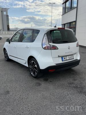 White Renault Scenic 2014 in Riga, with an engine capacity of 1.60 L and mileage of 225 thousand km for 5250 €, photo 3 on AUTOMOTO.COM.LV