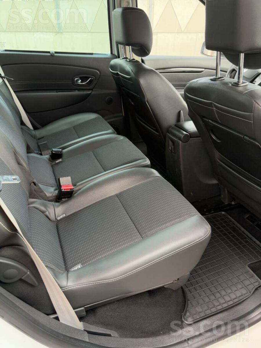 White Renault Scenic 2014 in Riga, with an engine capacity of 1.60 L and mileage of 225 thousand km for 5250 €, photo 9 on AUTOMOTO.COM.LV