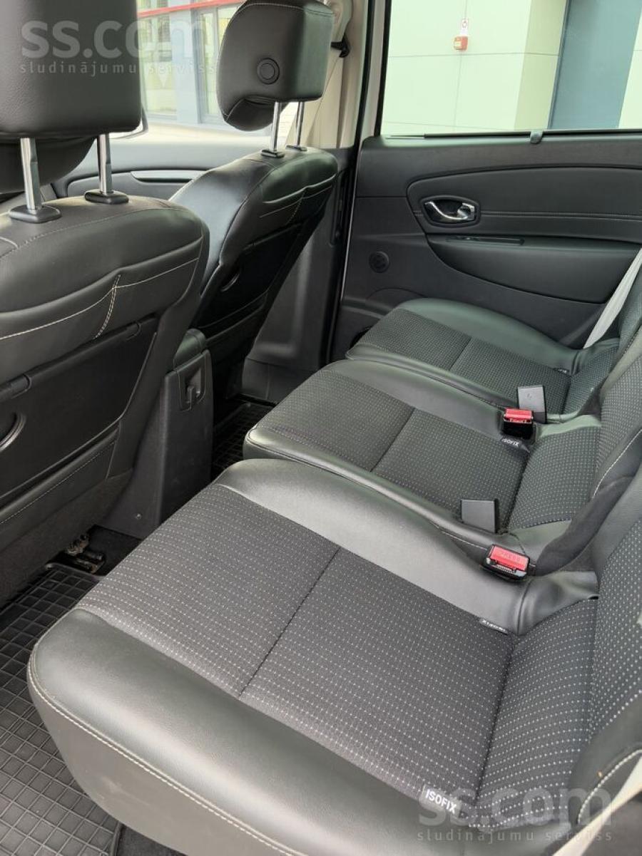 White Renault Scenic 2014 in Riga, with an engine capacity of 1.60 L and mileage of 225 thousand km for 5250 €, photo 10 on AUTOMOTO.COM.LV