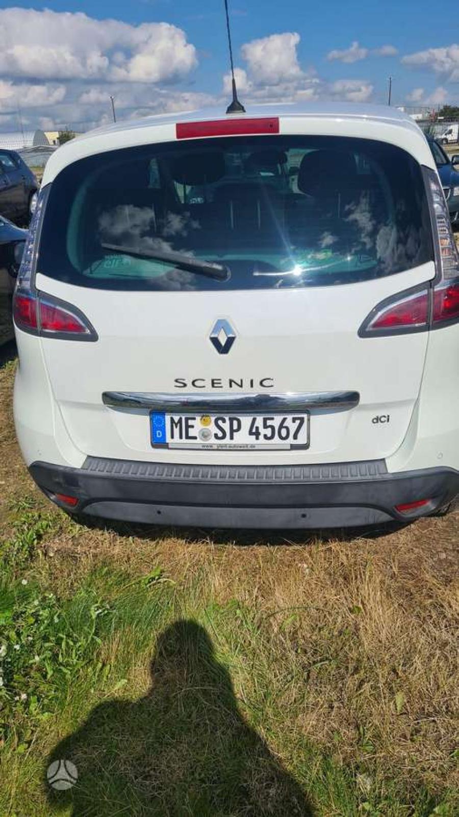 Balts Renault Scenic 2014 Šauļi, ar dzinēja tilpumu 1.60 L un nobraukumu 308 tūkst. km par 3950 €, foto 11 vietnē AUTOMOTO.COM.LV