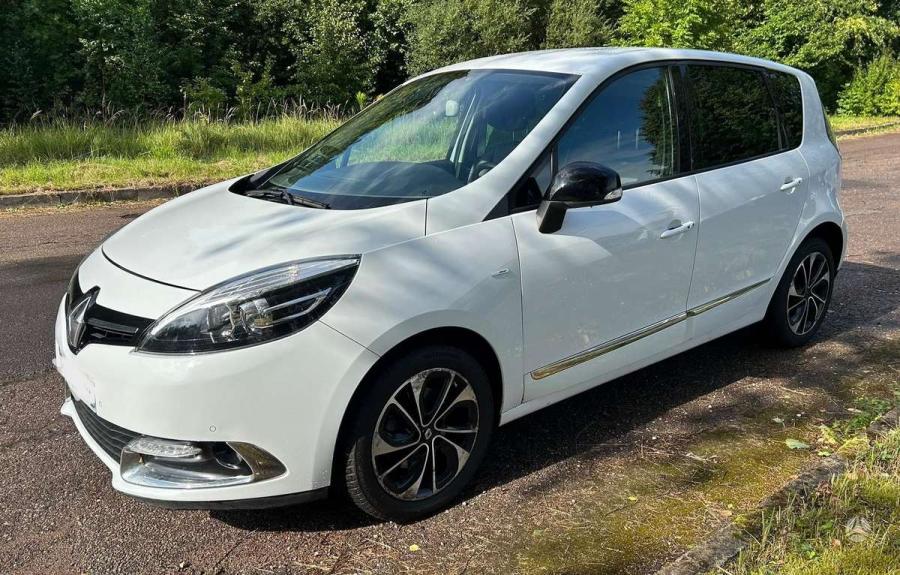 Balts Renault Scenic 2014 Tauragė, ar dzinēja tilpumu 1.46 L un nobraukumu 245 tūkst. km par 3700 €, foto 1 vietnē AUTOMOTO.COM.LV