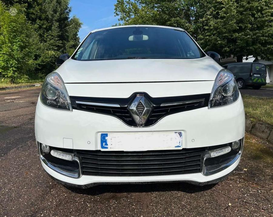 Balts Renault Scenic 2014 Tauragė, ar dzinēja tilpumu 1.46 L un nobraukumu 245 tūkst. km par 3700 €, foto 5 vietnē AUTOMOTO.COM.LV