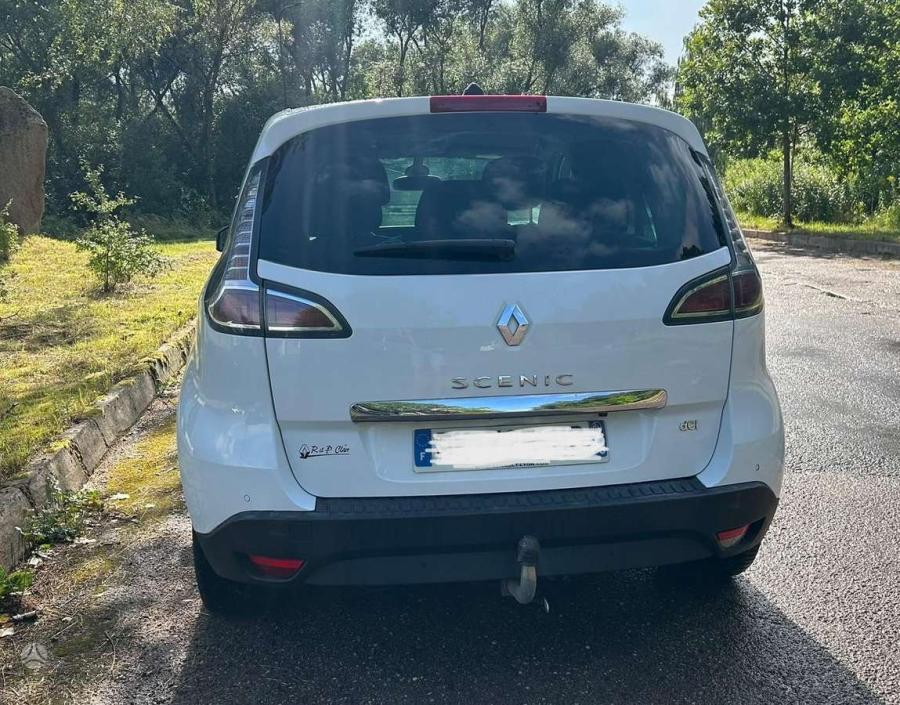 Balts Renault Scenic 2014 Tauragė, ar dzinēja tilpumu 1.46 L un nobraukumu 245 tūkst. km par 3700 €, foto 7 vietnē AUTOMOTO.COM.LV