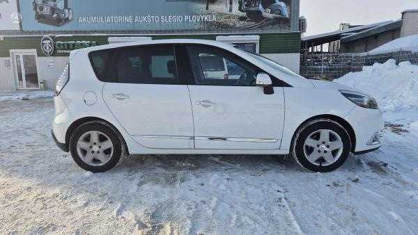 Balts Renault Scenic 2015 Tauragė, ar dzinēja tilpumu 1.46 L un nobraukumu 230 tūkst. km par 4200 €, foto 5 vietnē AUTOMOTO.COM.LV