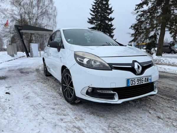 Balts Renault Scenic 2015 Tauragė, ar dzinēja tilpumu 1.46 L un nobraukumu 229 tūkst. km par 3300 €, foto 2 vietnē AUTOMOTO.COM.LV
