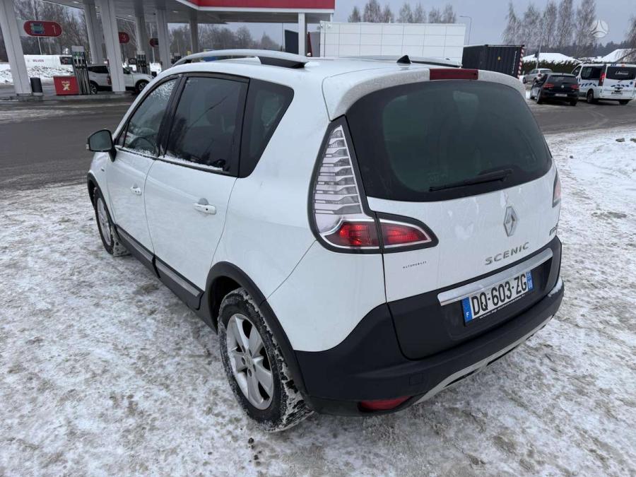 White Renault Scenic 2015 in Taurage, with an engine capacity of 1.60 L and mileage of 231 thousand km for 4900 €, photo 3 on AUTOMOTO.COM.LV