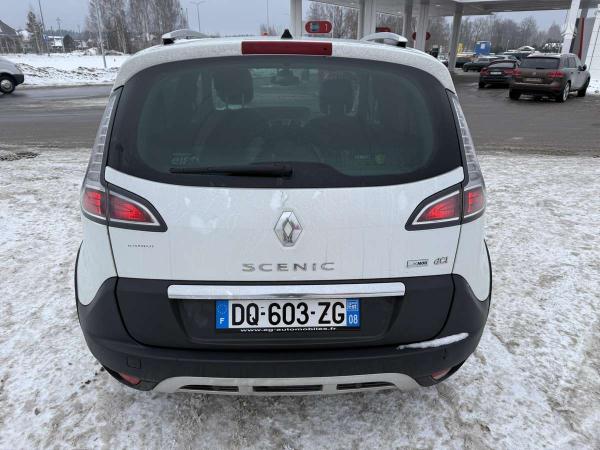 White Renault Scenic 2015 in Taurage, with an engine capacity of 1.60 L and mileage of 231 thousand km for 4900 €, photo 4 on AUTOMOTO.COM.LV