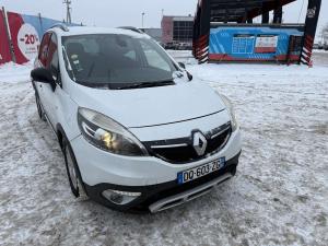 White Renault Scenic 2015 in Taurage, with an engine capacity of 1.60 L and mileage of 231 thousand km for 4900 €, photo 7 on AUTOMOTO.COM.LV