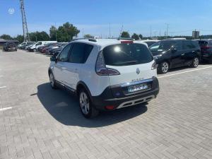 Balts Renault Scenic 2015 Tauragė, ar dzinēja tilpumu 1.46 L un nobraukumu 247 tūkst. km par 4500 €, foto 4 vietnē AUTOMOTO.COM.LV