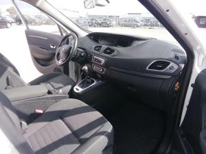 Balts Renault Scenic 2015 Marijampole, ar dzinēja tilpumu 1.20 L un nobraukumu 182 tūkst. km par 3999 €, foto 13 vietnē AUTOMOTO.COM.LV