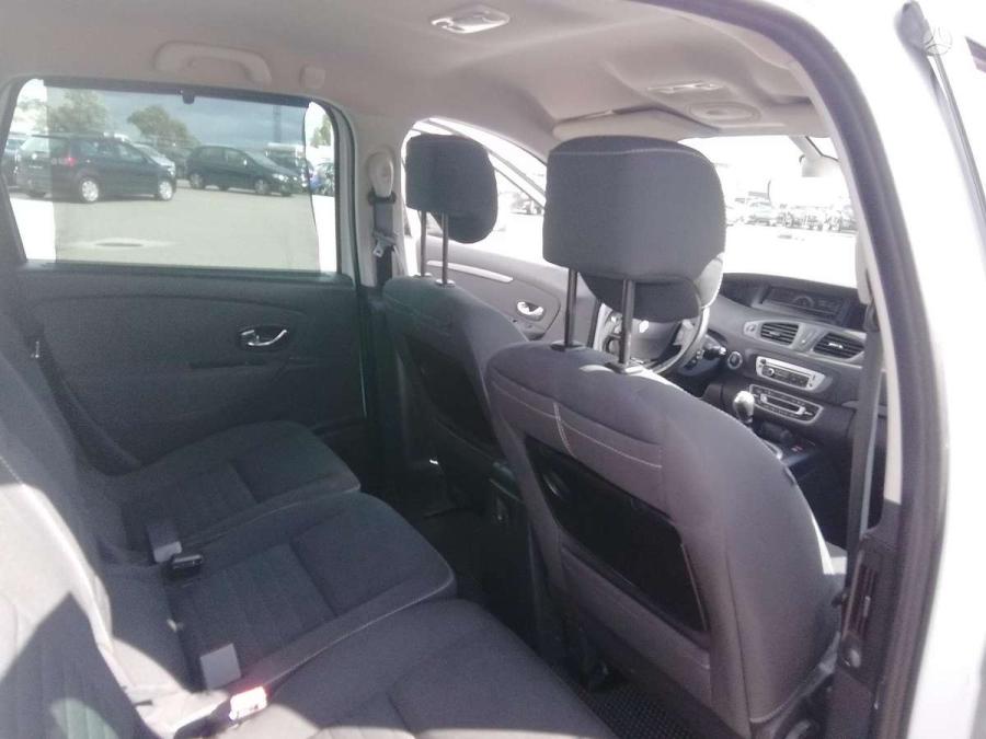 Balts Renault Scenic 2015 Marijampole, ar dzinēja tilpumu 1.20 L un nobraukumu 182 tūkst. km par 3999 €, foto 14 vietnē AUTOMOTO.COM.LV