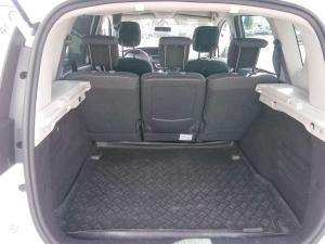 Balts Renault Scenic 2015 Marijampole, ar dzinēja tilpumu 1.20 L un nobraukumu 182 tūkst. km par 3999 €, foto 15 vietnē AUTOMOTO.COM.LV
