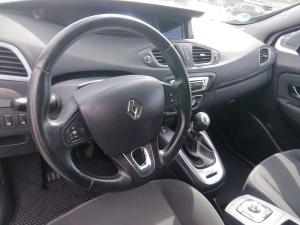 Balts Renault Scenic 2015 Marijampole, ar dzinēja tilpumu 1.20 L un nobraukumu 182 tūkst. km par 3999 €, foto 17 vietnē AUTOMOTO.COM.LV
