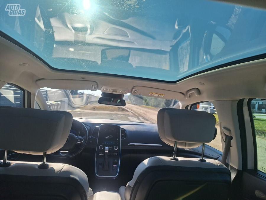 White Renault Scenic 2016 in Taurage, with an engine capacity of 1.60 L and mileage of 185 thousand km for 7550 €, photo 16 on AUTOMOTO.COM.LV