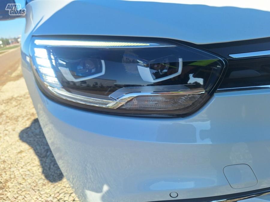 White Renault Scenic 2016 in Taurage, with an engine capacity of 1.60 L and mileage of 185 thousand km for 7550 €, photo 23 on AUTOMOTO.COM.LV
