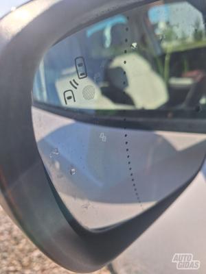 White Renault Scenic 2016 in Taurage, with an engine capacity of 1.60 L and mileage of 185 thousand km for 7550 €, photo 25 on AUTOMOTO.COM.LV