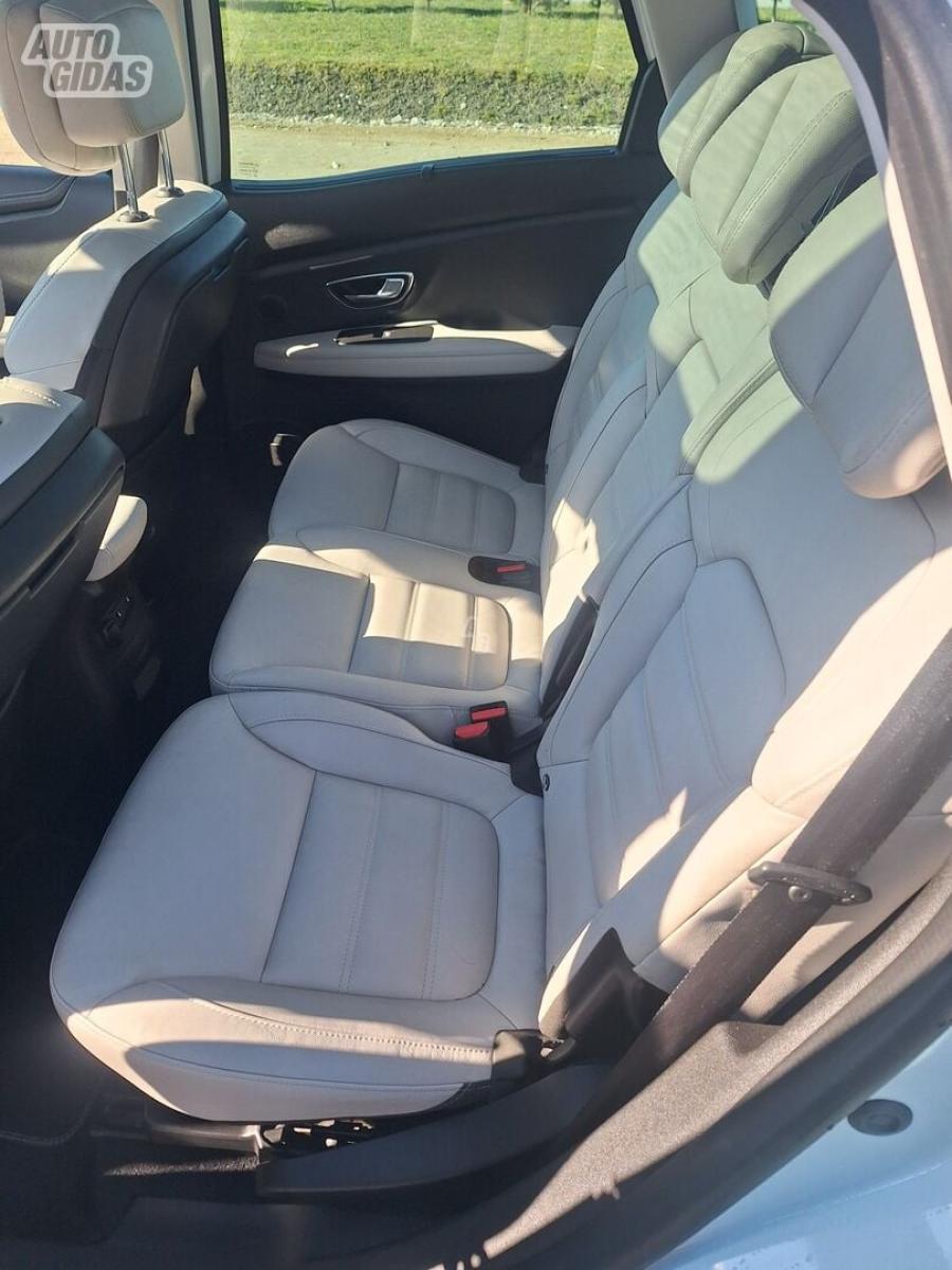 Balts Renault Scenic 2016 Tauragė, ar dzinēja tilpumu 1.60 L un nobraukumu 185 tūkst. km par 7400 €, foto 20 vietnē AUTOMOTO.COM.LV