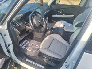 White Renault Scenic 2016 in Taurage, with an engine capacity of 1.60 L and mileage of 185 thousand km for 7400 €, photo 8 on AUTOMOTO.COM.LV