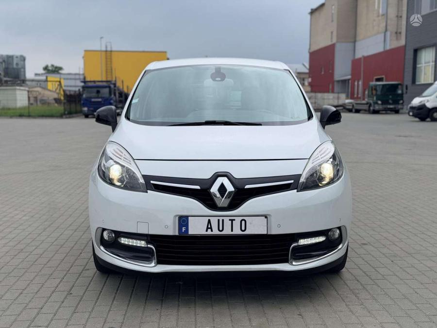 Balts Renault Scenic 2016 Tauragė, ar dzinēja tilpumu 1.60 L un nobraukumu 187 tūkst. km par 4499 €, foto 4 vietnē AUTOMOTO.COM.LV
