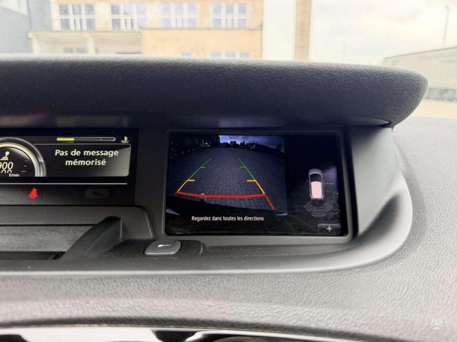Balts Renault Scenic 2016 Tauragė, ar dzinēja tilpumu 1.60 L un nobraukumu 187 tūkst. km par 4499 €, foto 24 vietnē AUTOMOTO.COM.LV