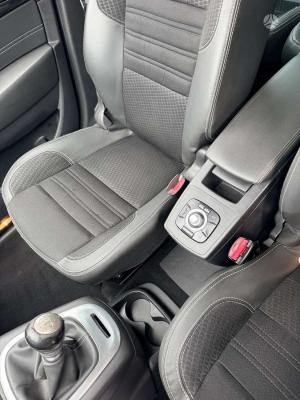 White Renault Scenic 2016 in Taurage, with an engine capacity of 1.60 L and mileage of 187 thousand km for 4499 €, photo 32 on AUTOMOTO.COM.LV