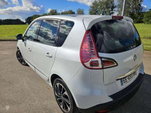 Balts Renault Scenic 2016 Tauragė, ar dzinēja tilpumu 1.20 L un nobraukumu 142 tūkst. km par 4800 €, foto 4 vietnē AUTOMOTO.COM.LV