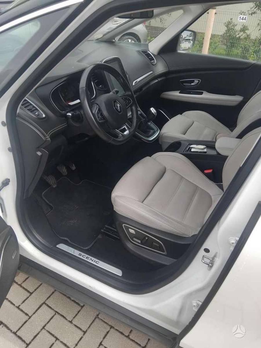 White Renault Scenic 2017 in Taurage, with an engine capacity of 1.60 L and mileage of 190 thousand km for 7650 €, photo 6 on AUTOMOTO.COM.LV