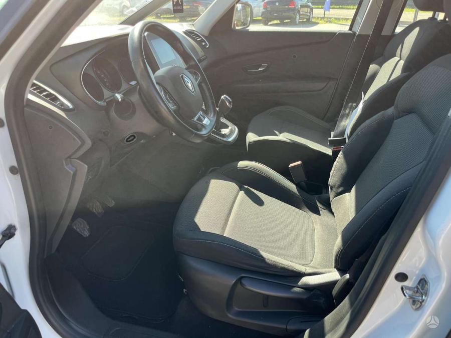 Balts Renault Scenic 2018 Tauragė, ar dzinēja tilpumu 1.46 L un nobraukumu 223 tūkst. km par 6900 €, foto 14 vietnē AUTOMOTO.COM.LV