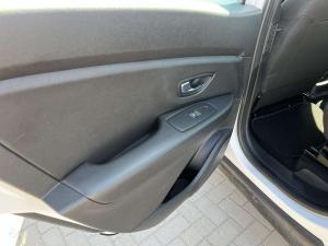 Balts Renault Scenic 2018 Tauragė, ar dzinēja tilpumu 1.46 L un nobraukumu 223 tūkst. km par 6900 €, foto 16 vietnē AUTOMOTO.COM.LV