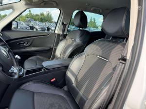 Balts Renault Scenic 2018 Telšiai, ar dzinēja tilpumu 1.46 L un nobraukumu 169 tūkst. km par 7999 €, foto 18 vietnē AUTOMOTO.COM.LV