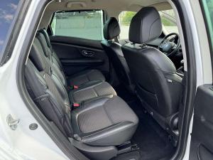 Balts Renault Scenic 2018 Telšiai, ar dzinēja tilpumu 1.46 L un nobraukumu 169 tūkst. km par 7999 €, foto 22 vietnē AUTOMOTO.COM.LV