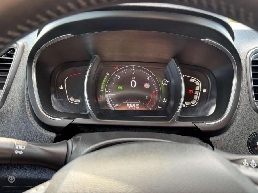 Balts Renault Scenic 2018 Telšiai, ar dzinēja tilpumu 1.46 L un nobraukumu 169 tūkst. km par 7999 €, foto 26 vietnē AUTOMOTO.COM.LV
