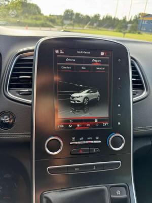 Balts Renault Scenic 2018 Telšiai, ar dzinēja tilpumu 1.46 L un nobraukumu 169 tūkst. km par 7999 €, foto 40 vietnē AUTOMOTO.COM.LV