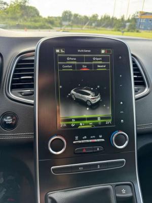 Balts Renault Scenic 2018 Telšiai, ar dzinēja tilpumu 1.46 L un nobraukumu 169 tūkst. km par 7999 €, foto 41 vietnē AUTOMOTO.COM.LV