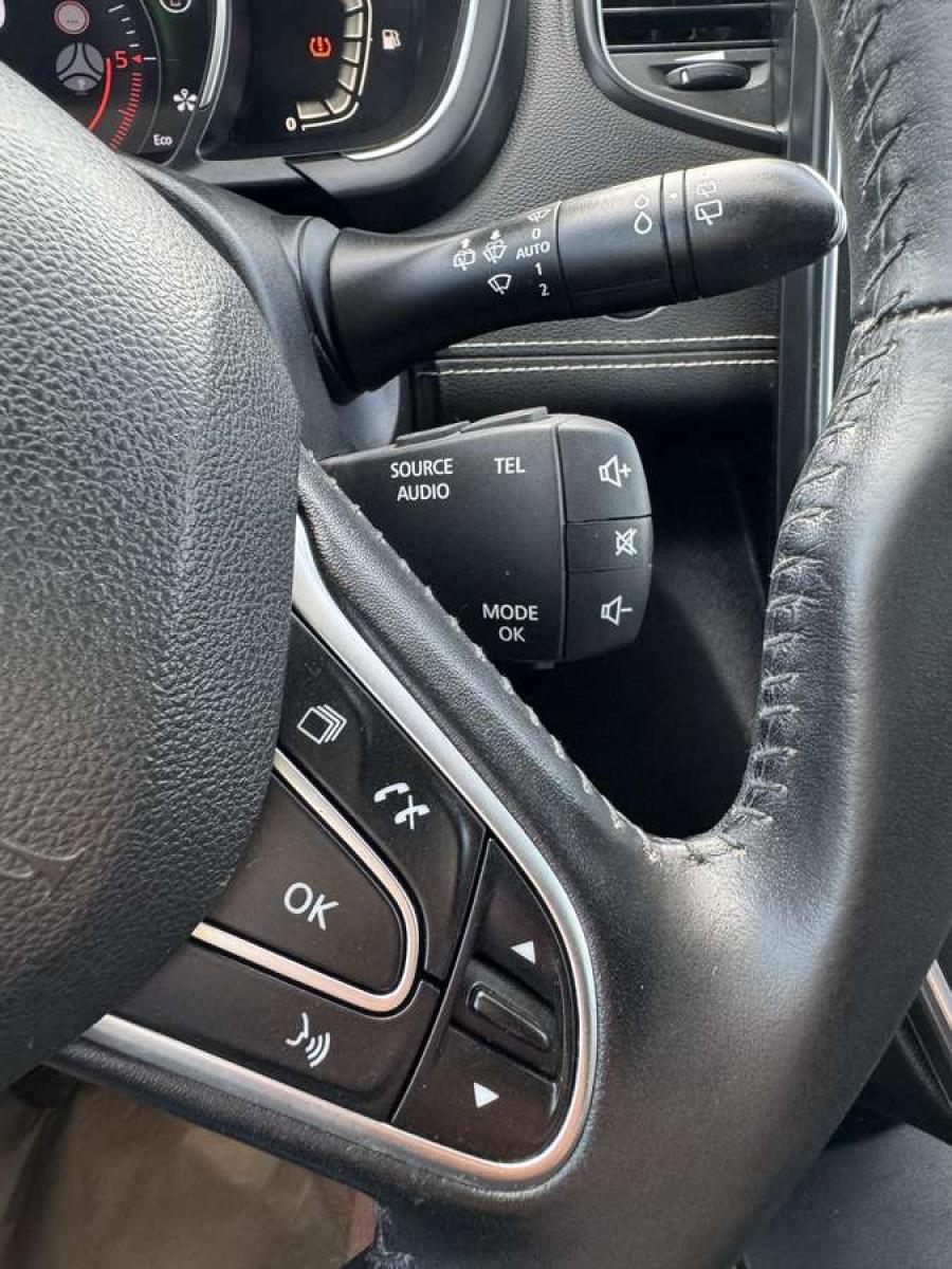 Balts Renault Scenic 2018 Telšiai, ar dzinēja tilpumu 1.46 L un nobraukumu 169 tūkst. km par 7999 €, foto 43 vietnē AUTOMOTO.COM.LV