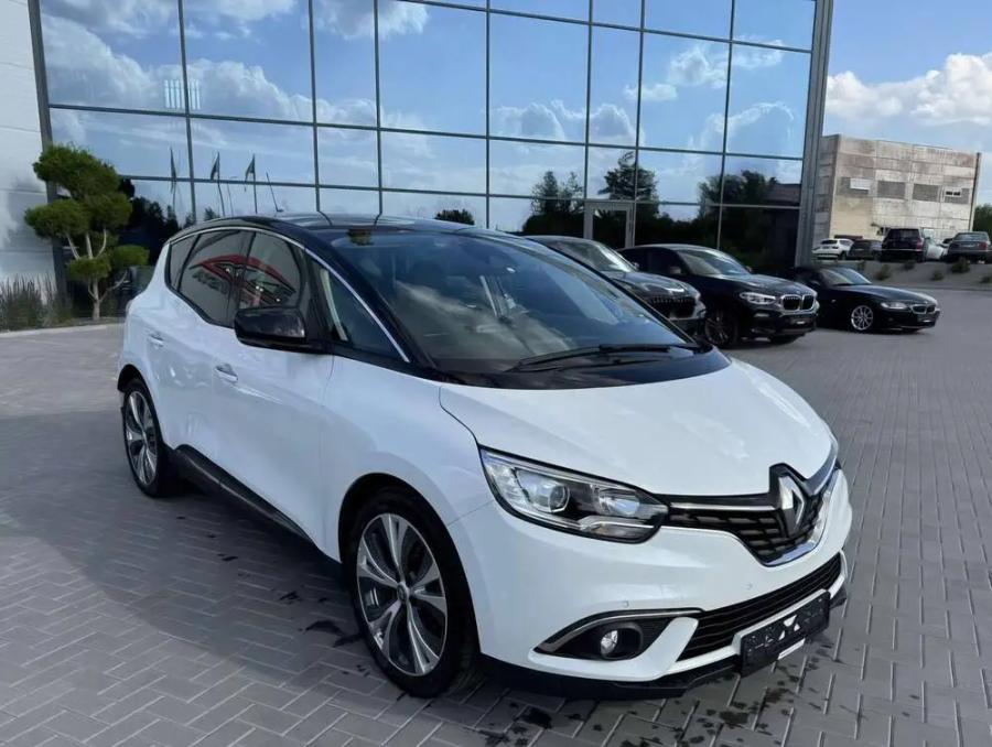 White Renault Scenic 2018 in Telschi, with an engine capacity of 1.50 L and mileage of 168 thousand km for 7990 €, photo 1 on AUTOMOTO.COM.LV