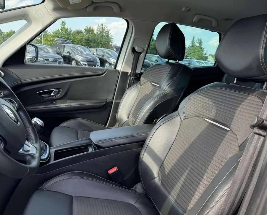 White Renault Scenic 2018 in Telschi, with an engine capacity of 1.50 L and mileage of 168 thousand km for 7990 €, photo 12 on AUTOMOTO.COM.LV