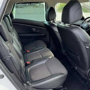 White Renault Scenic 2018 in Telschi, with an engine capacity of 1.50 L and mileage of 168 thousand km for 7990 €, photo 15 on AUTOMOTO.COM.LV
