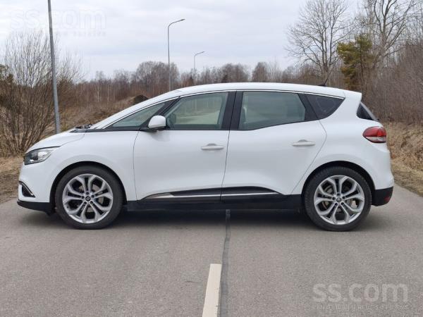 White Renault Scenic 2018 in Tukums, with an engine capacity of 1.50 L and mileage of 230 thousand km for 6990 €, photo 5 on AUTOMOTO.COM.LV