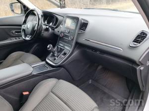 White Renault Scenic 2018 in Tukums, with an engine capacity of 1.50 L and mileage of 230 thousand km for 6990 €, photo 10 on AUTOMOTO.COM.LV