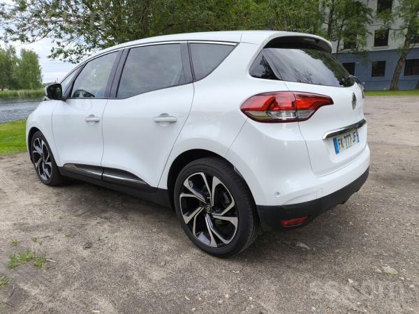 White Renault Scenic 2019 in Riga, with an engine capacity of 1.30 L and mileage of 178 thousand km for 8950 €, photo 8 on AUTOMOTO.COM.LV