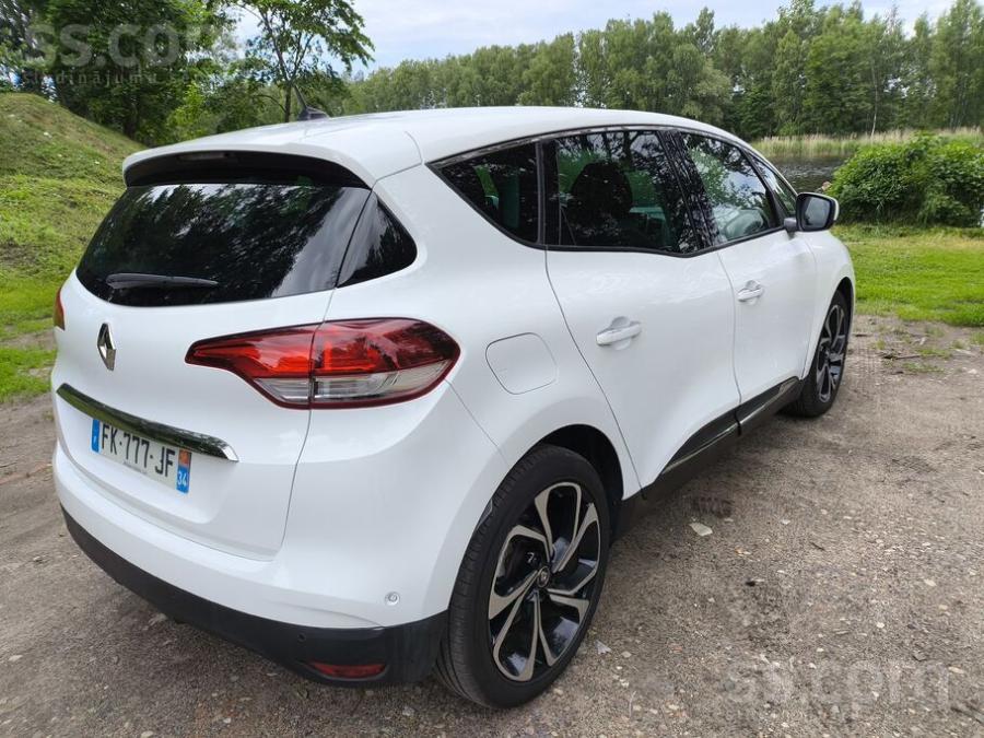 White Renault Scenic 2019 in Riga, with an engine capacity of 1.30 L and mileage of 178 thousand km for 8950 €, photo 10 on AUTOMOTO.COM.LV