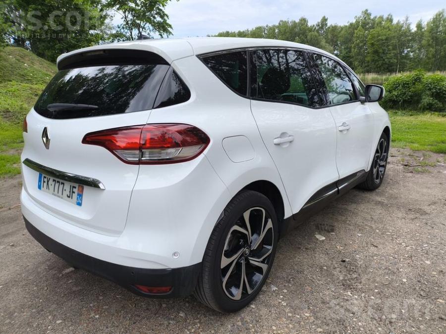 White Renault Scenic 2019 in Riga, with an engine capacity of 1.30 L and mileage of 178 thousand km for 8950 €, photo 11 on AUTOMOTO.COM.LV