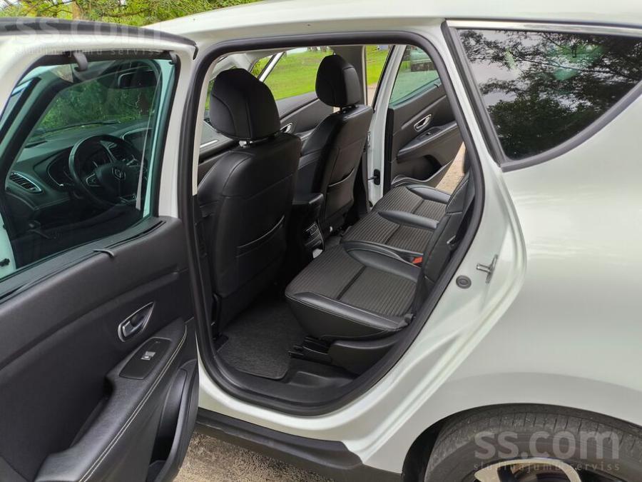 White Renault Scenic 2019 in Riga, with an engine capacity of 1.30 L and mileage of 178 thousand km for 8950 €, photo 17 on AUTOMOTO.COM.LV