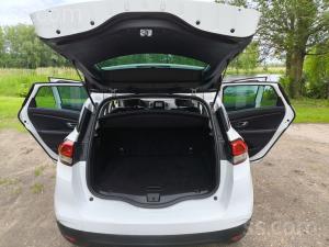 White Renault Scenic 2019 in Riga, with an engine capacity of 1.30 L and mileage of 178 thousand km for 8950 €, photo 20 on AUTOMOTO.COM.LV